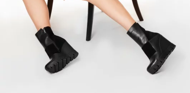 Wedge Boots – Queen Bee-ish